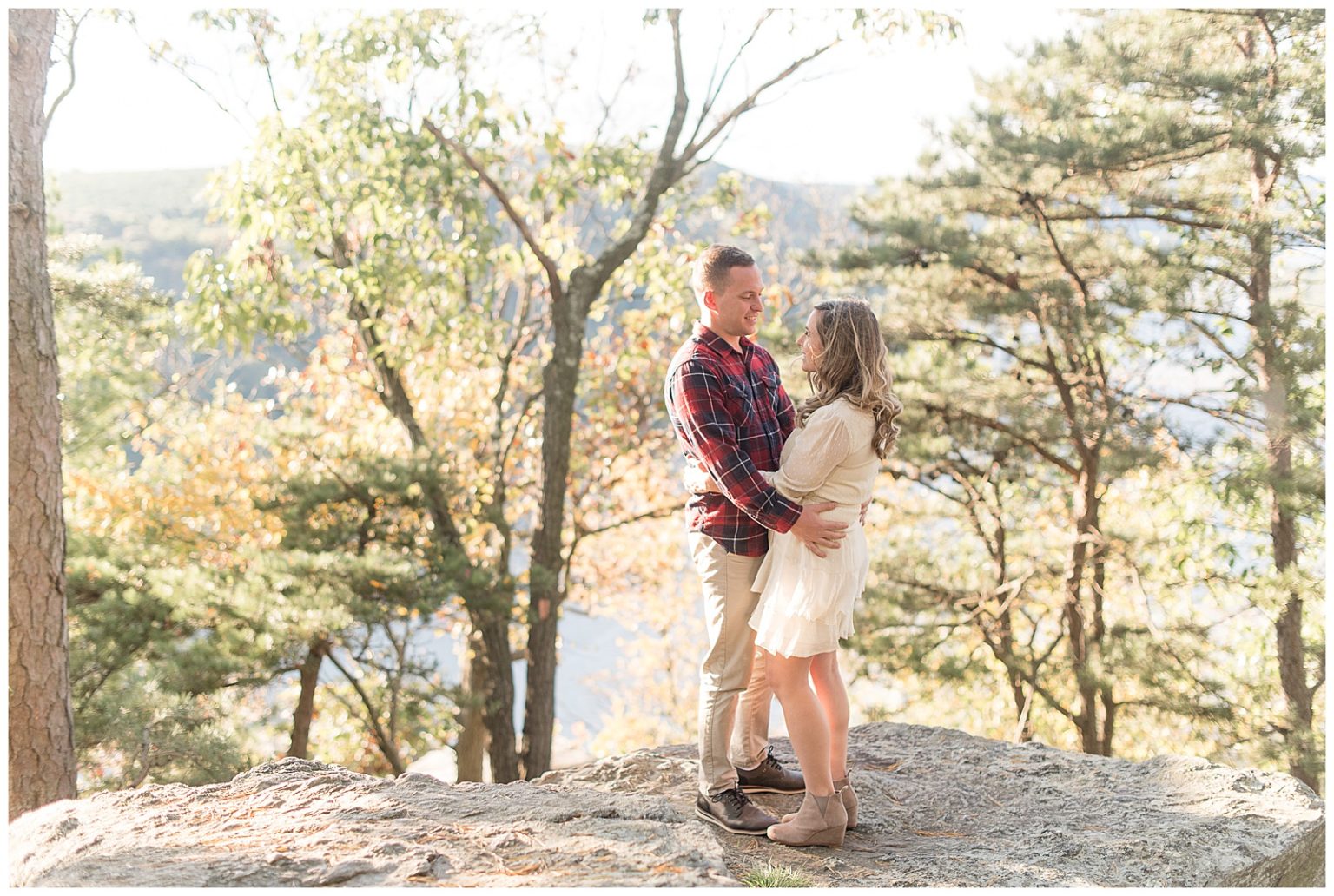 Fall Pinnacle Point Overlook Engagement Session