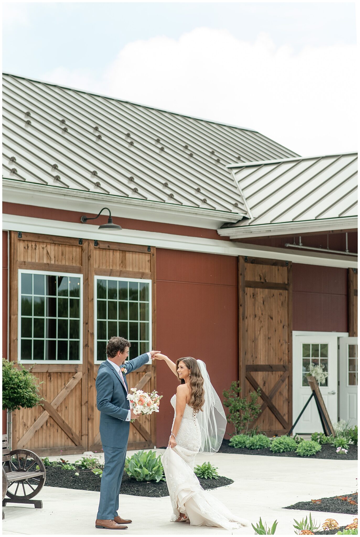 Promise Farm Spring Wedding - heathermariephoto.com