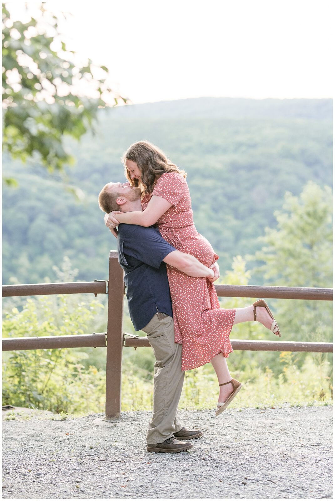 Joyful Pinnacle Overlook Engagement Session