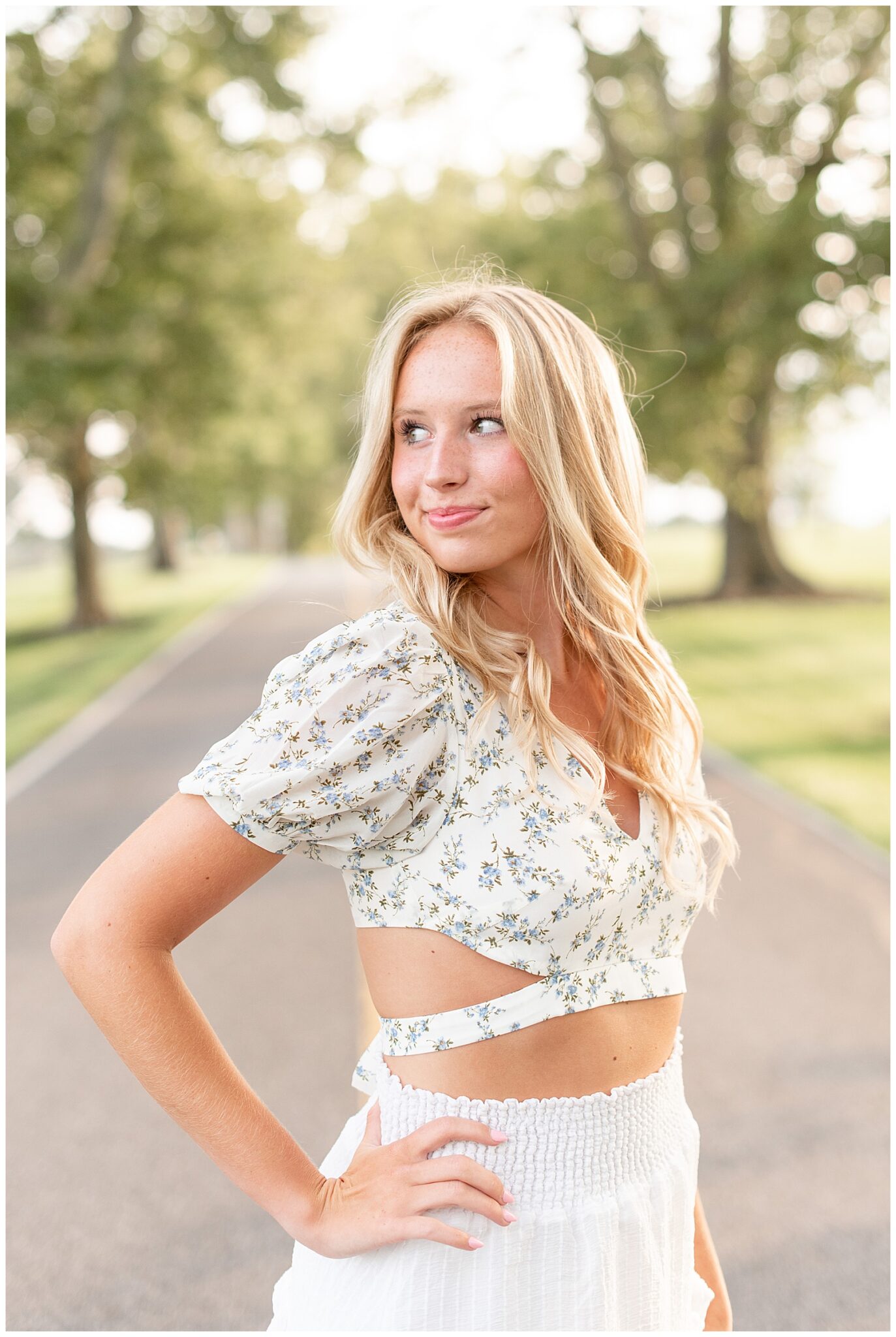 Sunny Masonic Village Senior Session - heathermariephoto.com