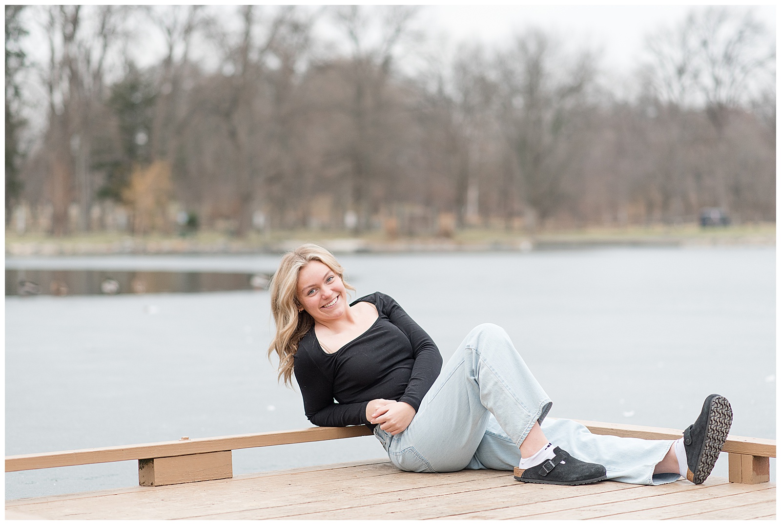 Winter Longs Park Senior Session - heathermariephoto.com