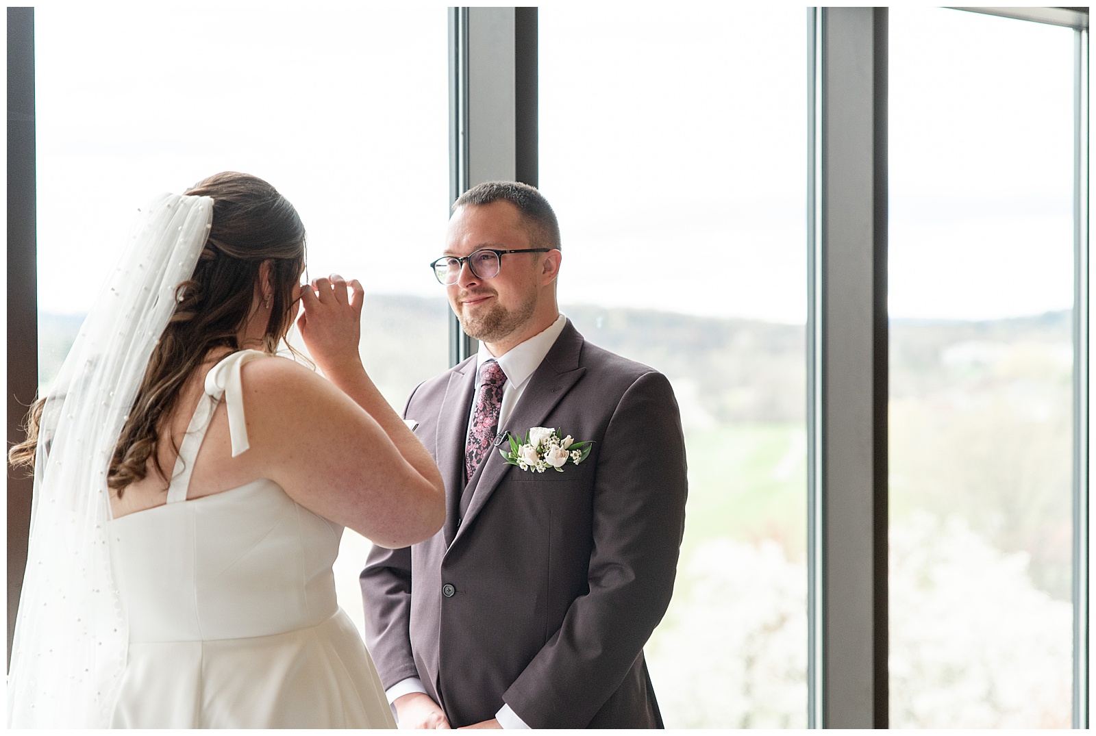 Heritage Hills Resort Spring Wedding | Jayme and Ryan - heathermariephoto.com