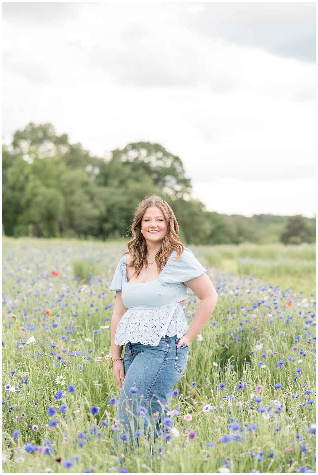 Wildflower Field Senior Session | Brynn Bennethum - heathermariephoto.com